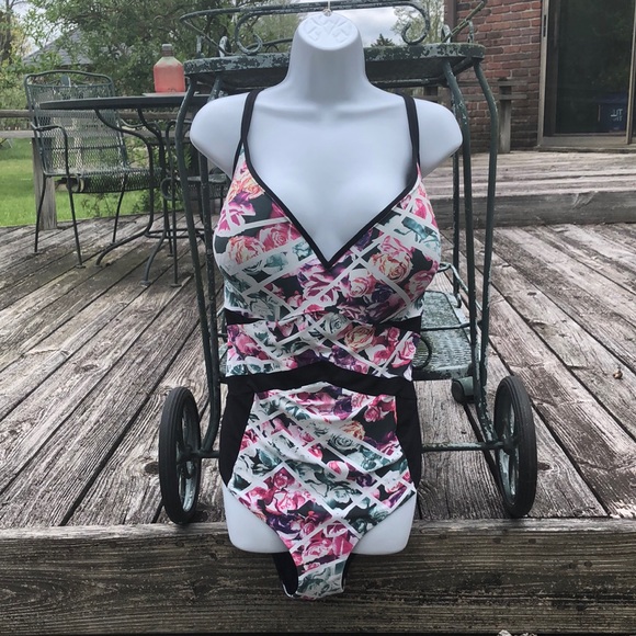 Swimsuits For All | Swim | Robyn Lawley Swimsuits For All Plus Size ...